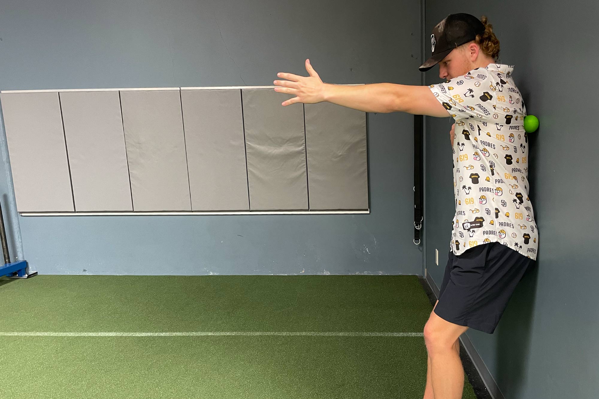 Lacrosse balls for trigger point release | Symbiotic Physical Therapy